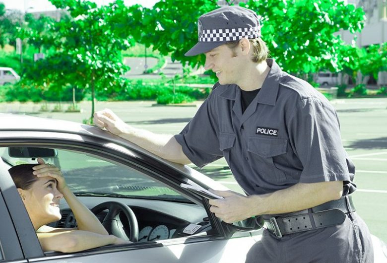 How To Avoid Getting Pulled Over By The Police – eTags – Vehicle ... How To Avoid Getting Pulled Over By The Police – eTags – Vehicle ...