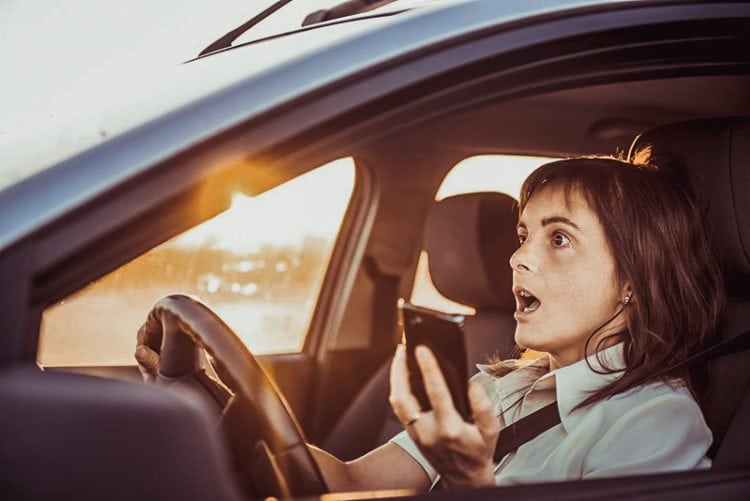 9 Dangerous Driving Habits And The Best Ways To Quit Them