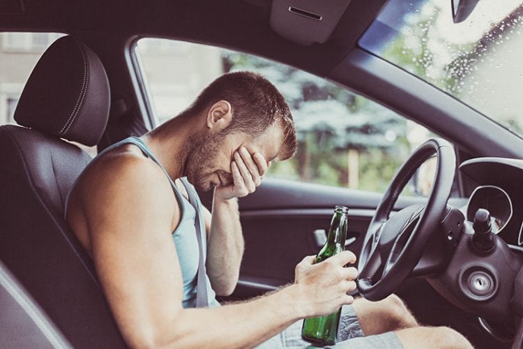 9 Dangerous Driving Habits And The Best Ways To Quit Them – eTags ... 9 Dangerous Driving Habits And The Best Ways To Quit Them – eTags ...